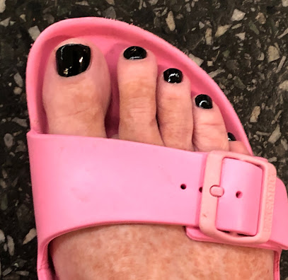 Maria Nails | Manikyr och pedikyrsalong i Stockholm